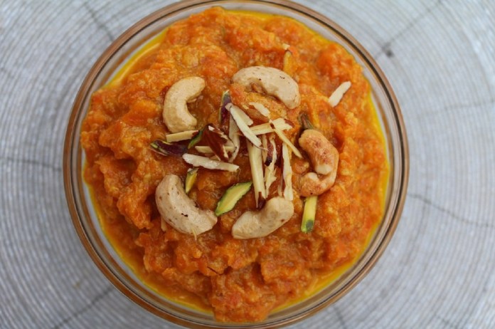 Banarasi Halwa Recipe: करवाचौथ का व्रत खोलें बनारसी हलवा बनाकर