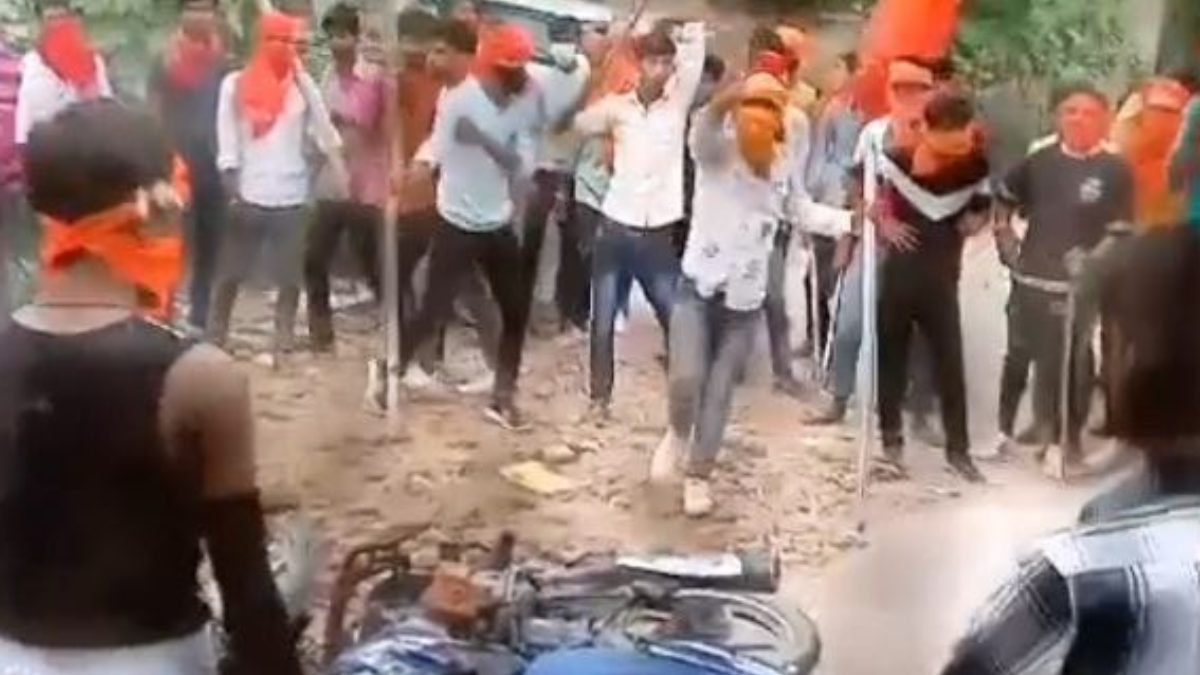 नाग पंचमी पर महावीरी झंडा के जुलूस के दौरान बवाल, दो समुदायों के बीच ...
