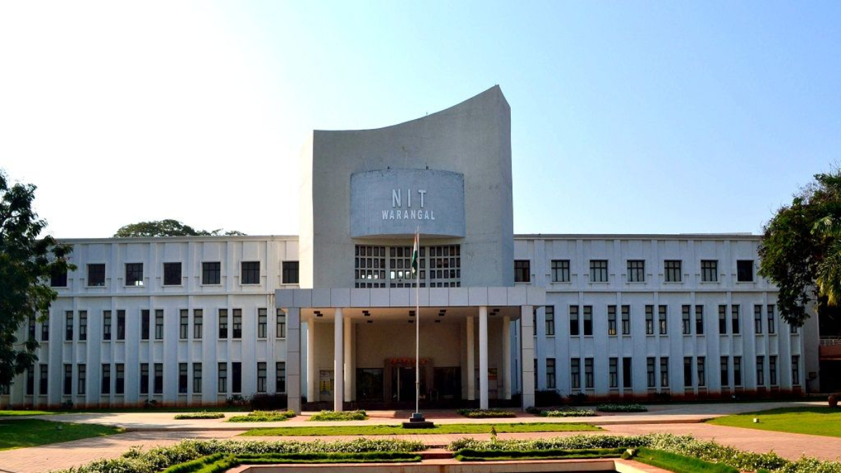 JEE Main हो गया क्लियर पर नहीं देना चाहते JEE Advanced? देश के टॉप 10 ...