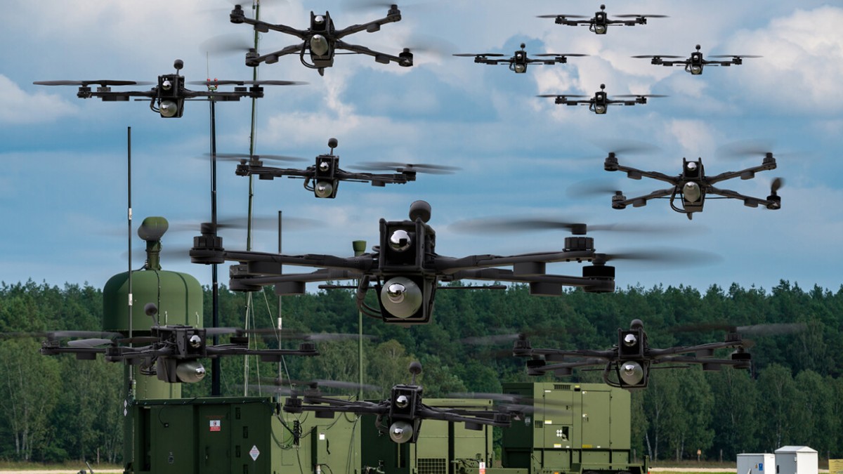 क्या होता है Swarm Drone? जिससे पाकिस्तान ने की नापाक कोशिश, खानी पड़ी ...