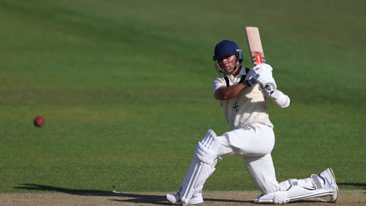 IND vs ENG: कौन हैं इंग्लैंड के एकांश सिंह? जिसने टीम इंडिया के खिलाफ बल्ले से मचाया तहलका - ind ...