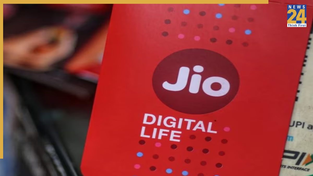 jio में 75 रुपये के रिचार्ज में मिलेगी अनलिमिटेड डेटा और कॉलिंग की सुविधा - jio navratri special ...