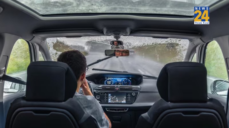 एक छोटी सी लापरवाही और बड़ा हादसा! सर्दियों में कार की विंडशील्ड की भाप ...