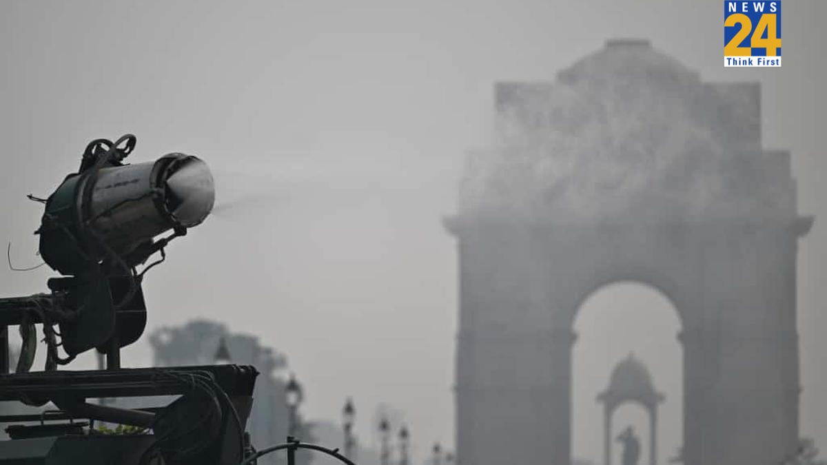 दिल्ली में हवा हुई 'बहुत खराब', कई इलाकों में AQI 400 के पार; येलो के ...