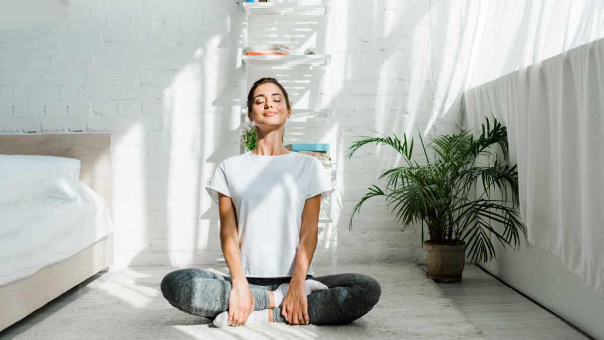 Yoga Day 2026: किचन बनेगा आपका मिनी जिम! खाना बनाते-बनाते करें ये ...